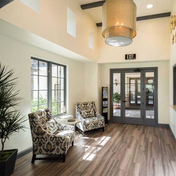 How to Decorate a Corporate Office - Peninsula