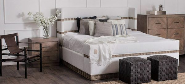 Why Are Natural Wood Tones Making a Comeback? - Peninsula
